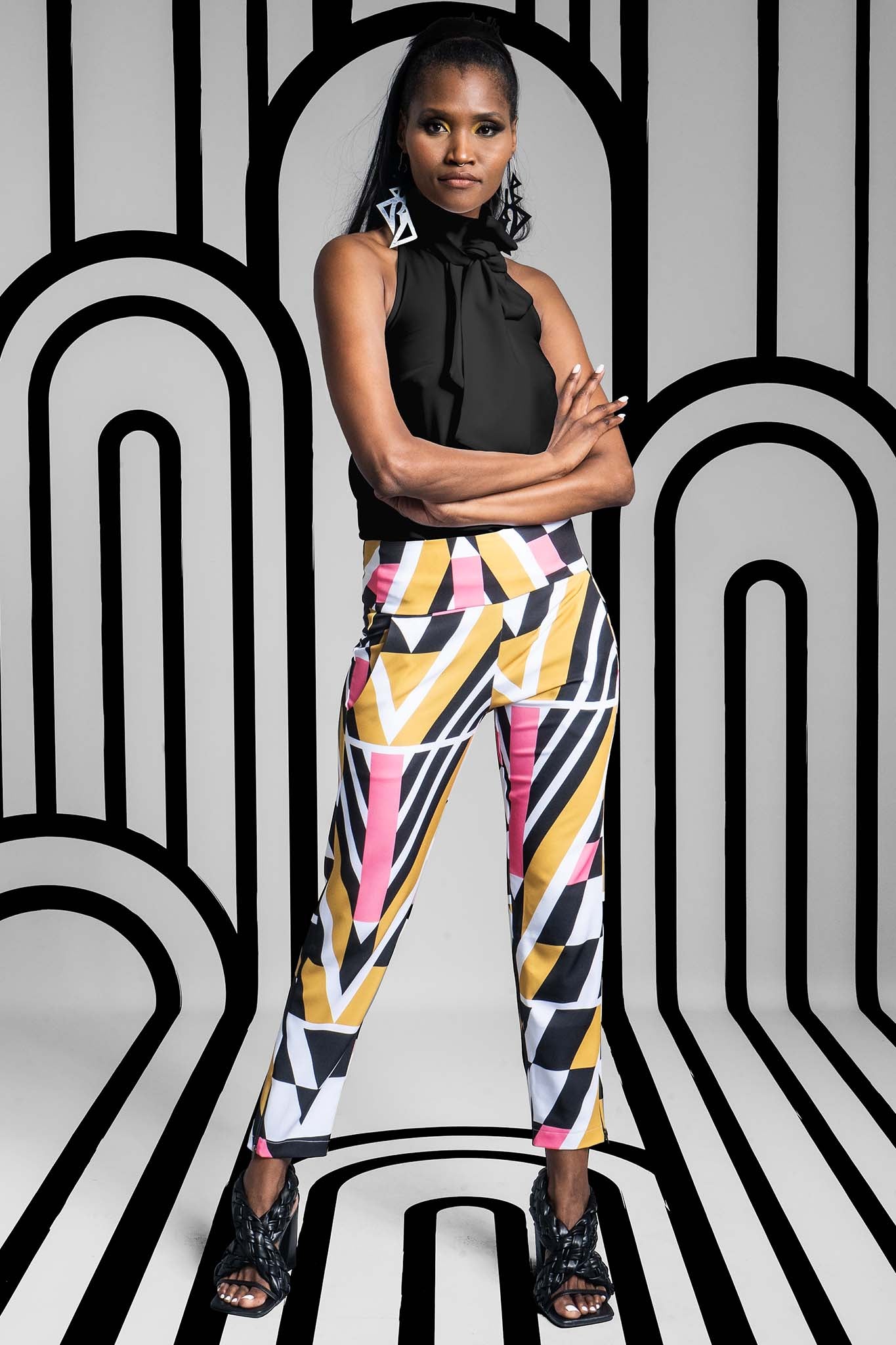 MELROSE Black – Leigh Schubert